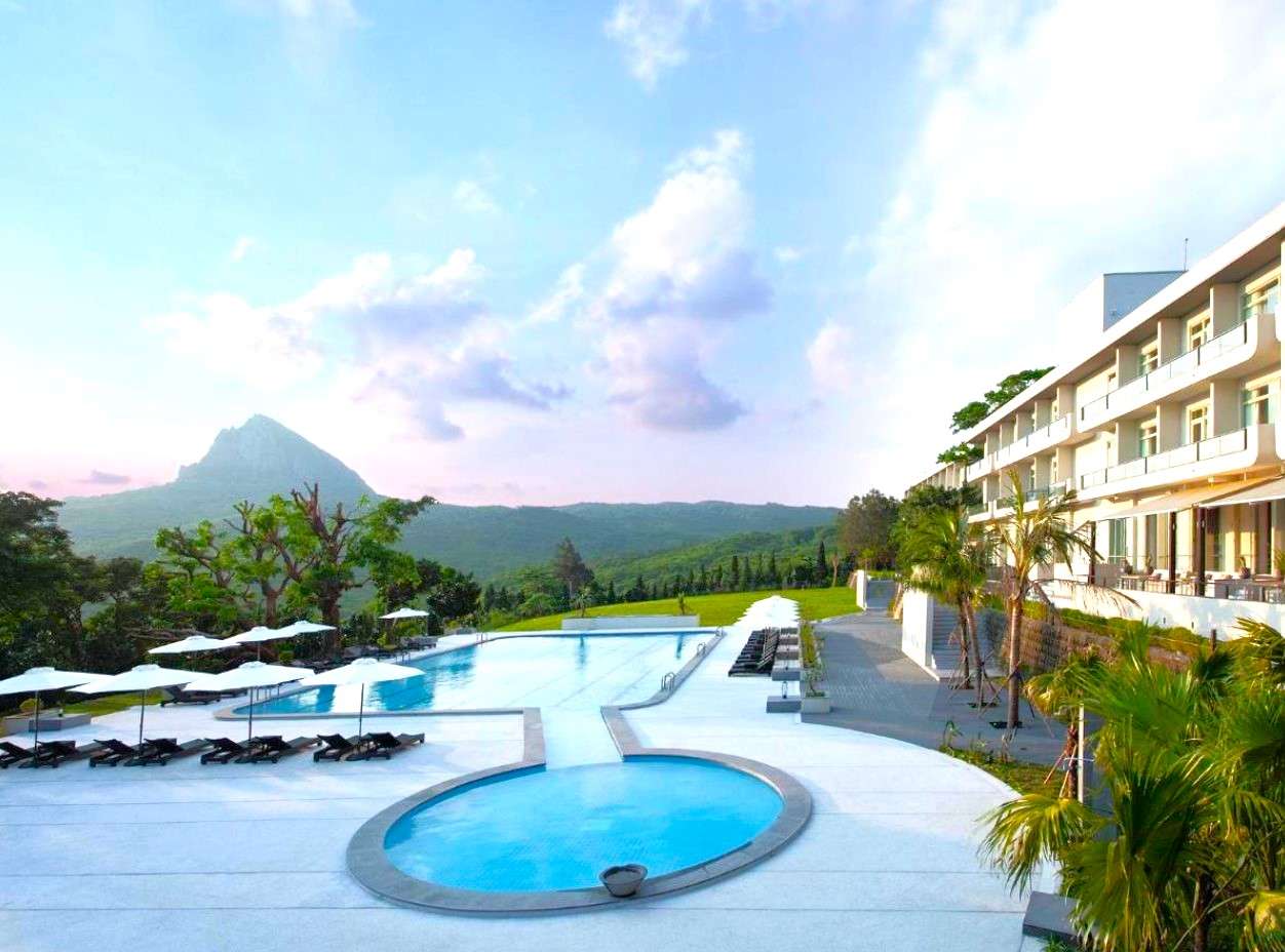 Is Kenting Worth Visiting? (YES! Here's Why You Shouldn't Miss It)