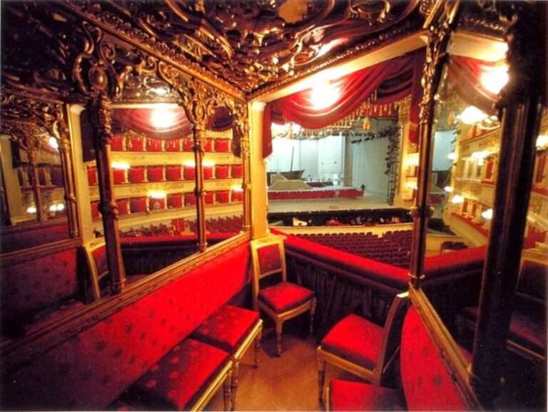 La Scala Milan Dress Code (and What You Can't Wear!)