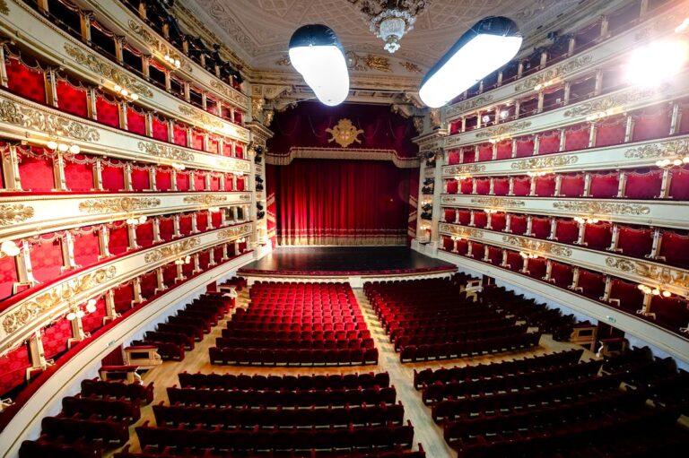 La Scala Milan Dress Code (and What You Can't Wear!)
