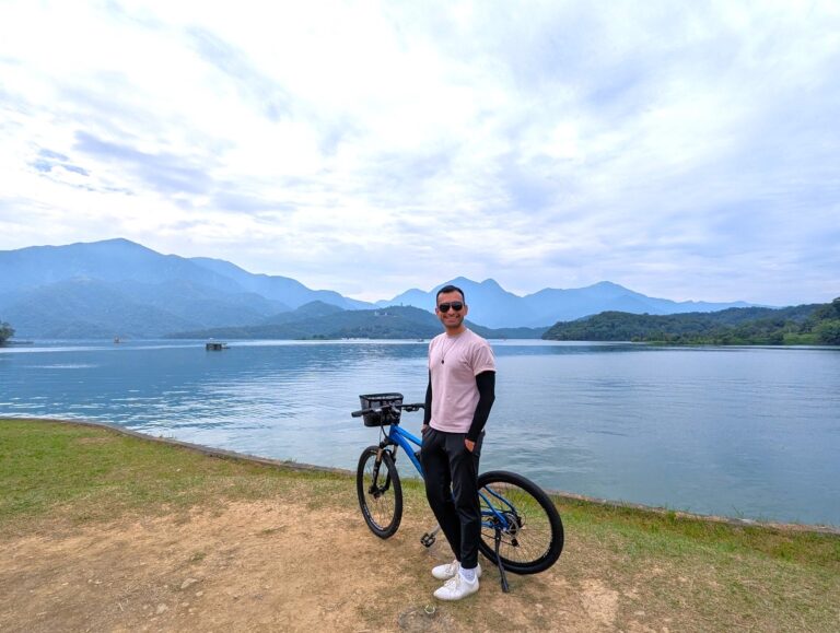 Cycling Sun Moon Lake Taiwan (Bike Map and Trail Info!)