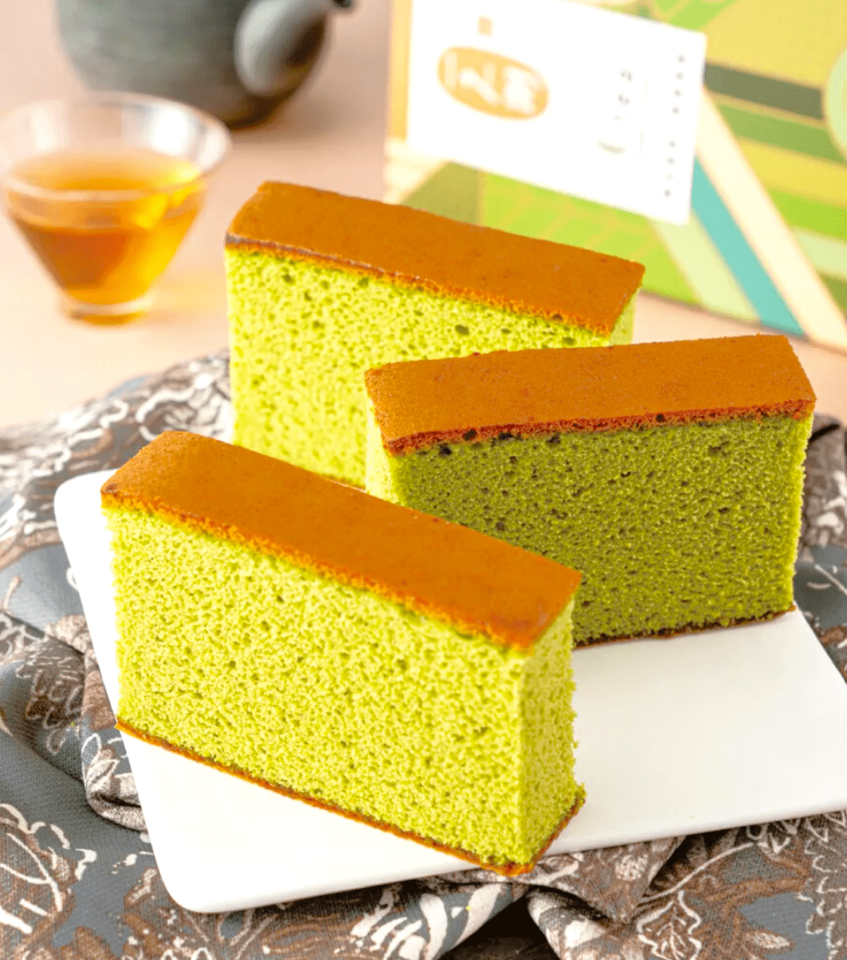 18 Taiwan Food Souvenirs to Bring Home (and Must buy snacks!) - Namaste ...